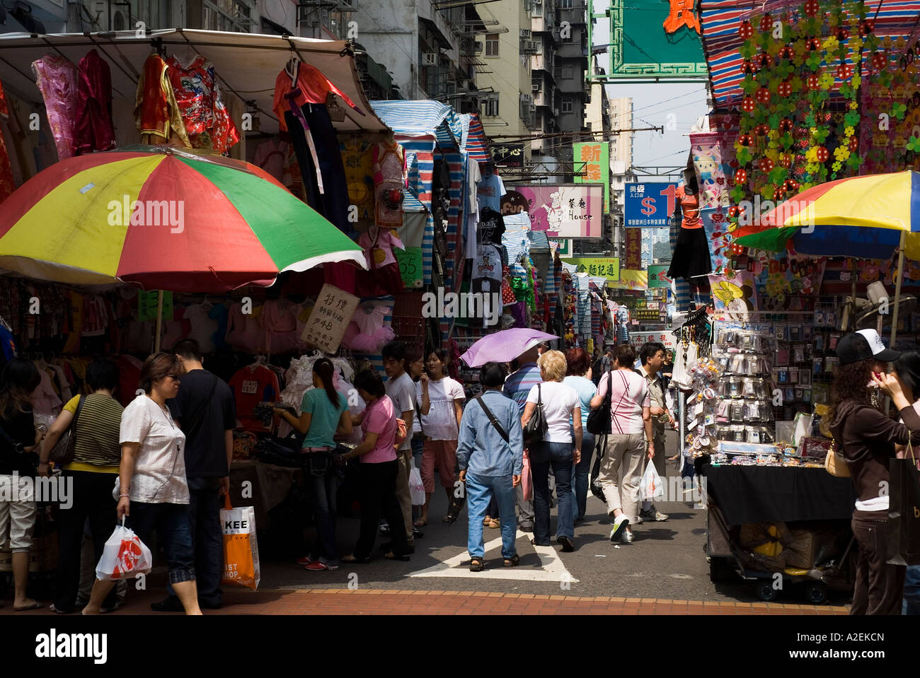 dh Ladies Market MONG KOK HONG KONG Tourist crowdes shopping kowloon ...
