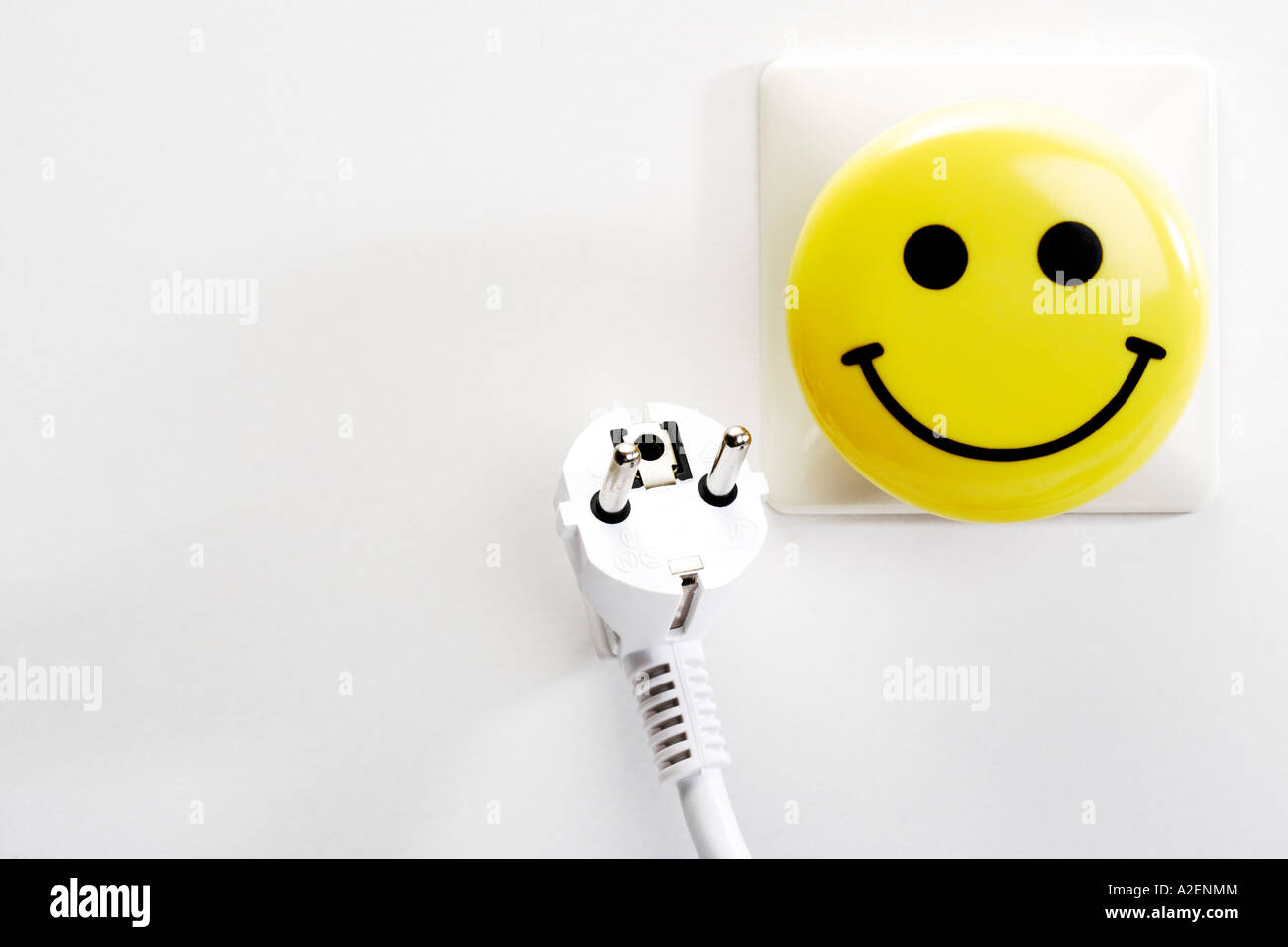 Smiley logo hi-res stock photography and images - Alamy