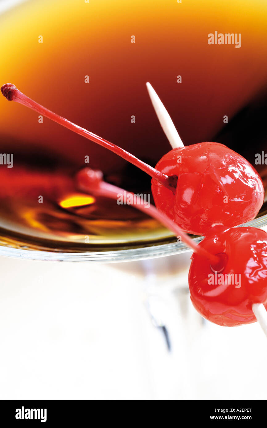 Preparing cocktails with fruits hi-res stock photography and images - Alamy