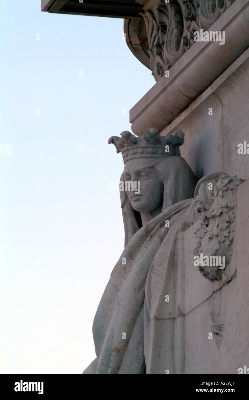 relief statue female crown crowned Stock Photo - Alamy