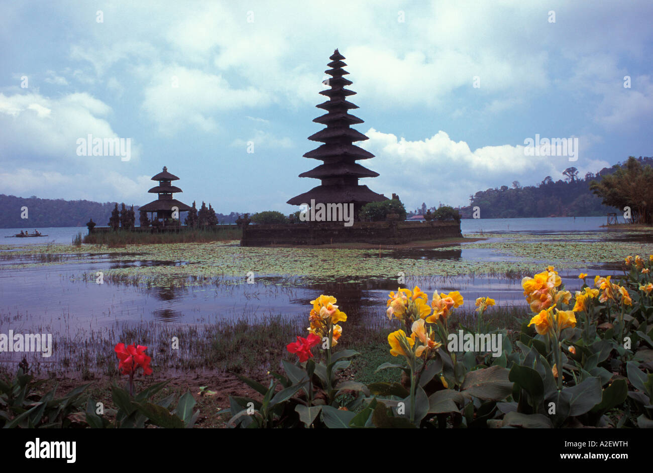 Ulun Danu Lake Danau Bratan Bali Stock Photo - Alamy