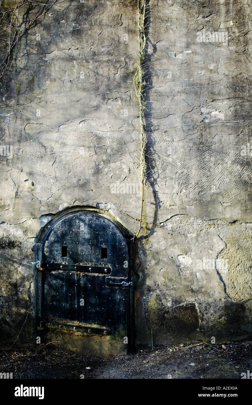 Wwii era bunker hi-res stock photography and images - Alamy