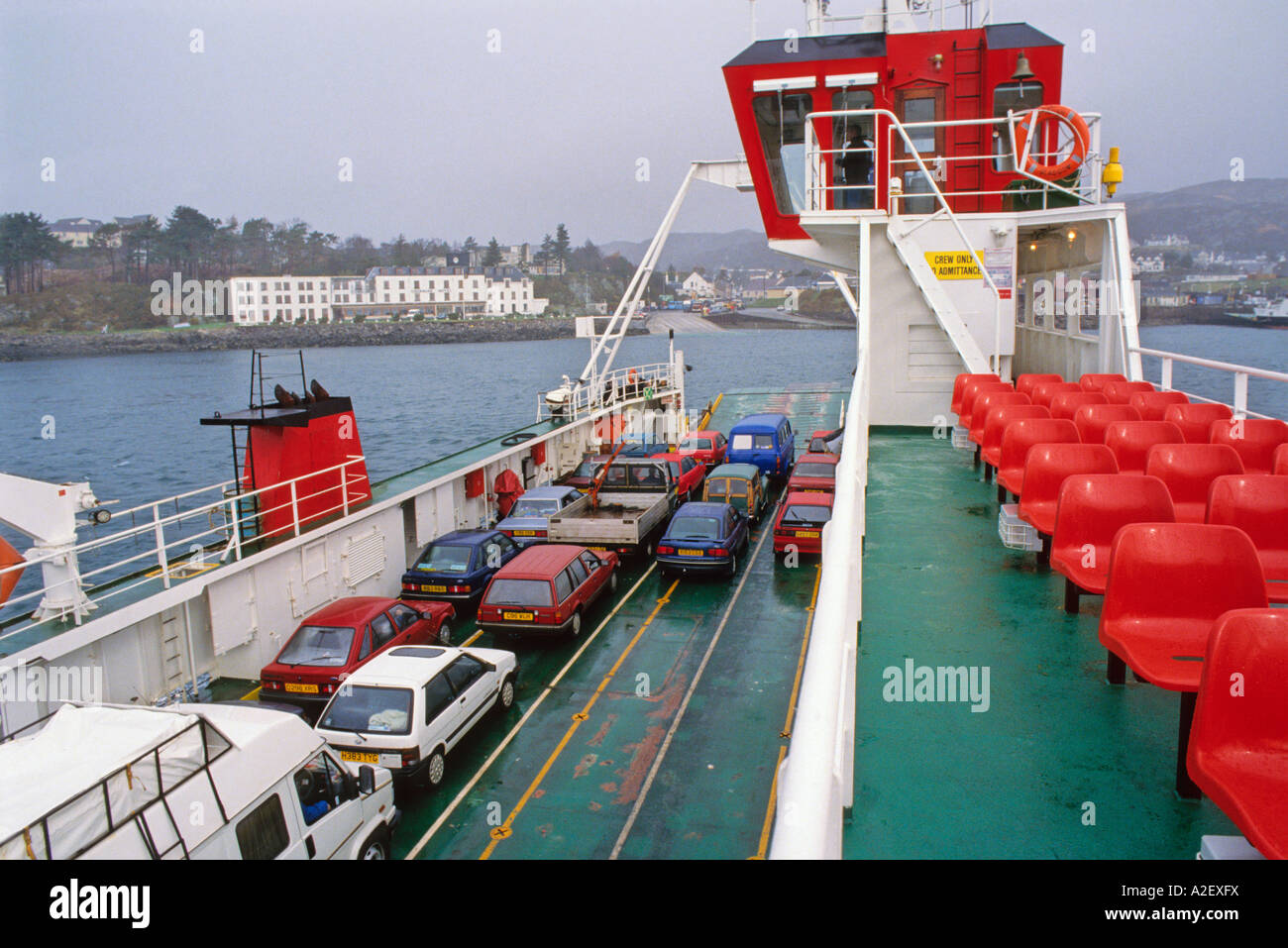 Kyle of lochalsh ferry hi-res stock photography and images - Alamy
