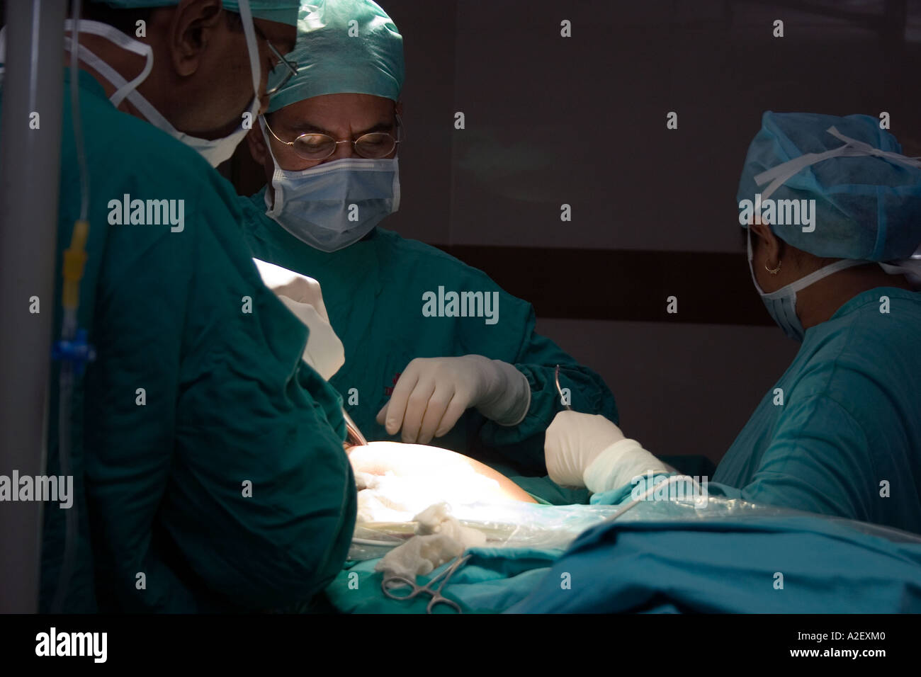 Surgeons at work Stock Photo - Alamy