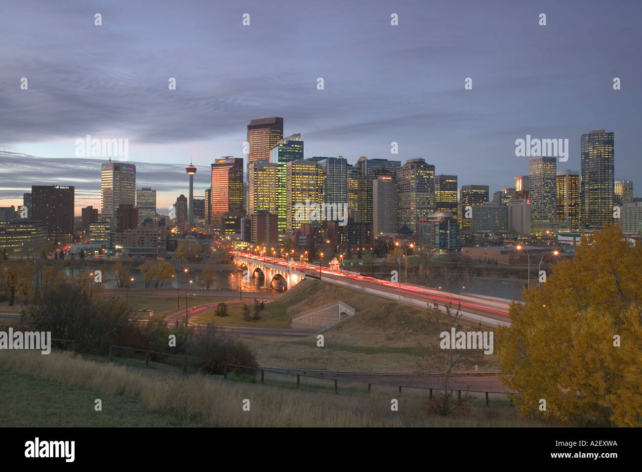Centre street bridge calgary tower hi-res stock photography and images ...