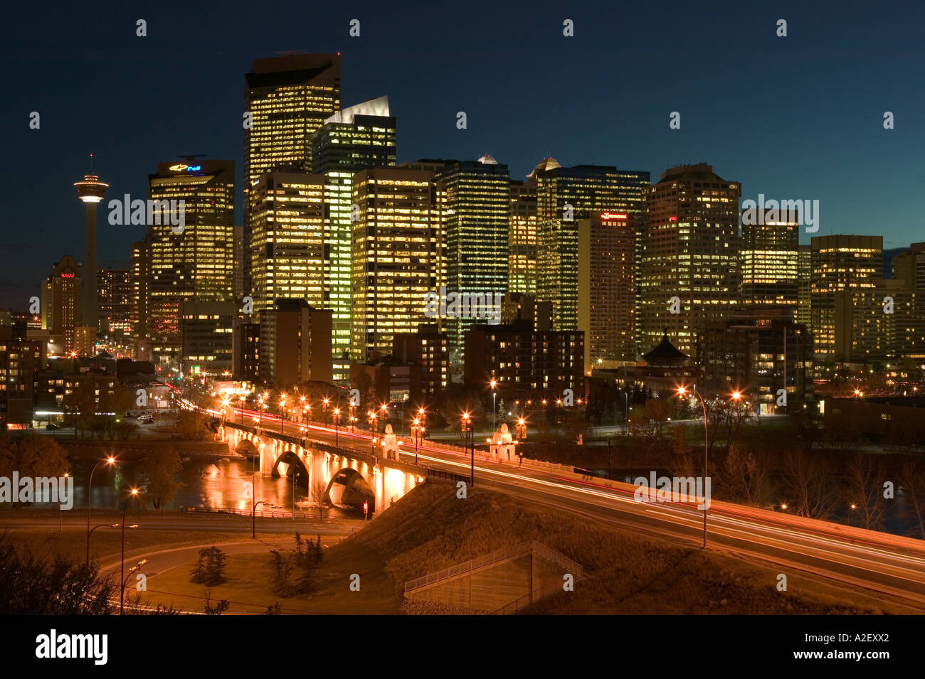 Centre street bridge calgary tower hi-res stock photography and images ...