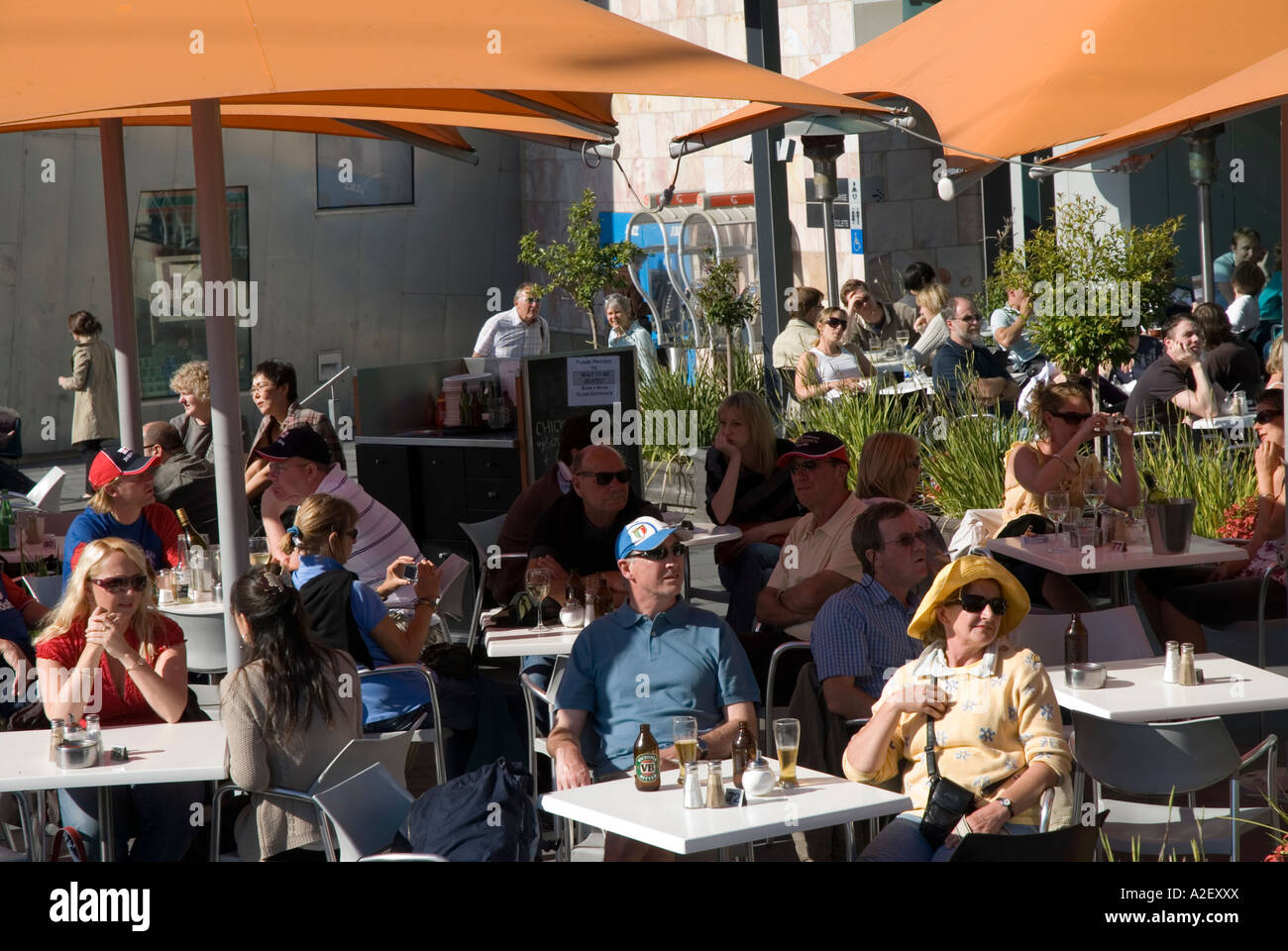 Globetrotter cafe hi-res stock photography and images - Alamy