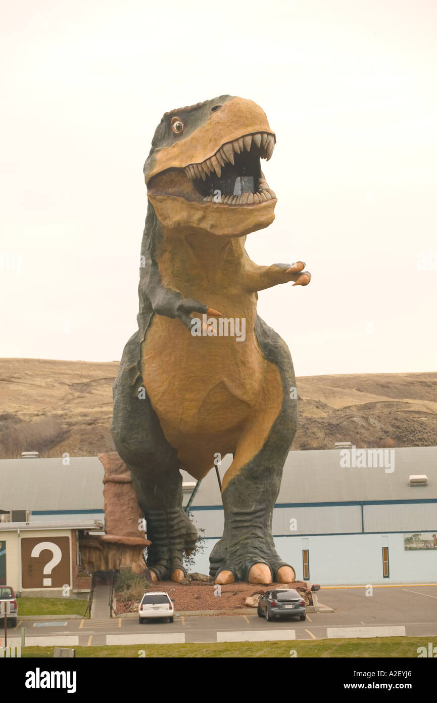 Canada, Alberta, Drumheller: Dinosaur Town, World's Largest ...