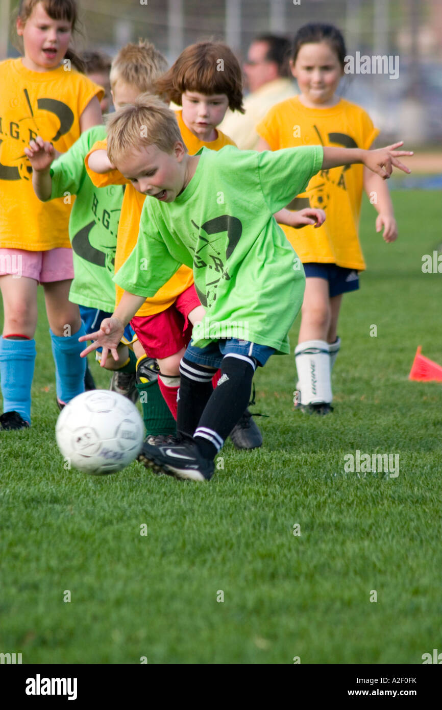 6 year old kids and soccer hi-res stock photography and images - Alamy
