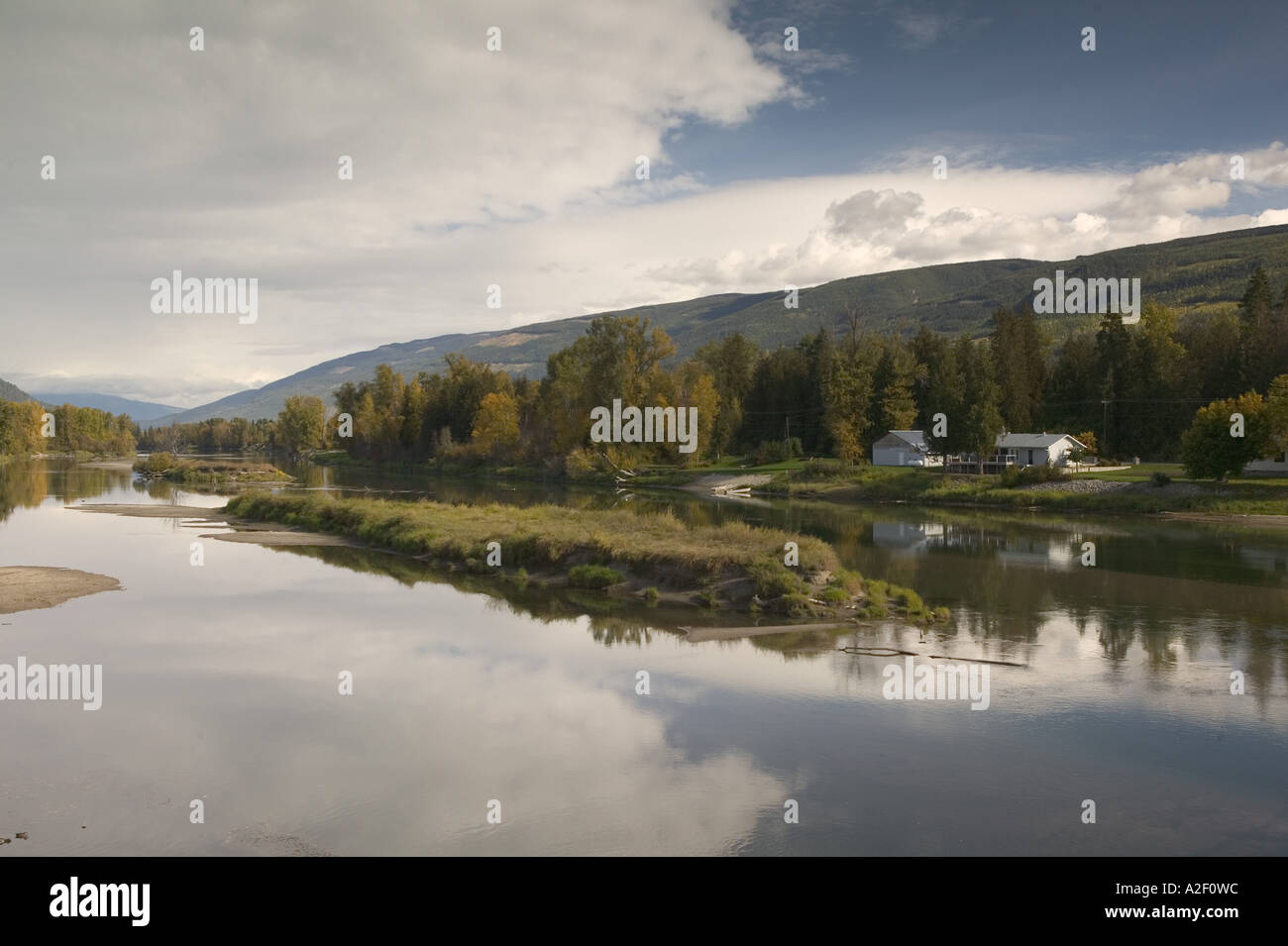 Shuswap river hi-res stock photography and images - Alamy