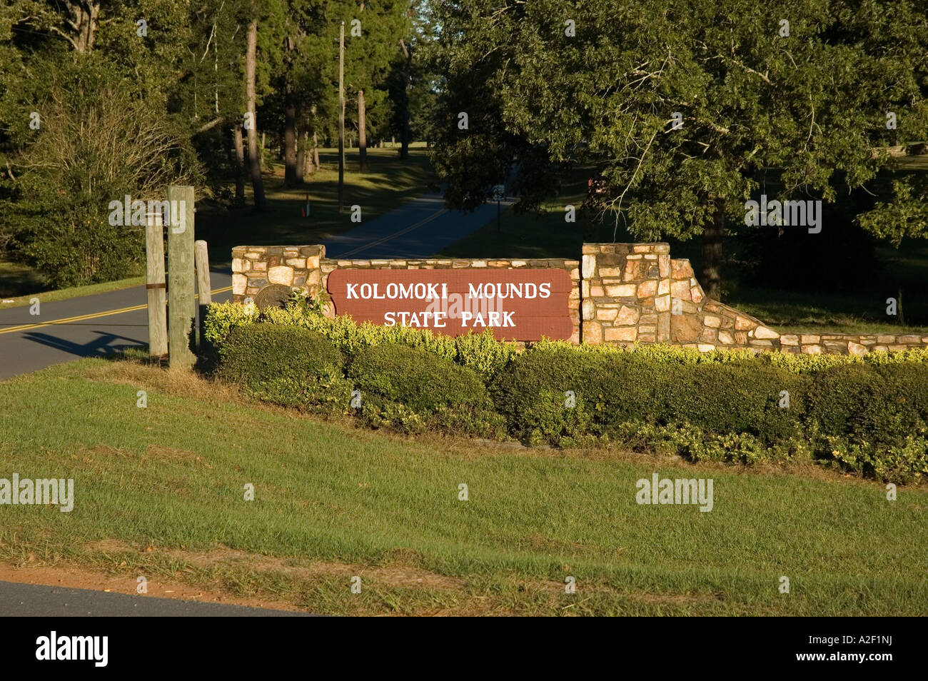 Georgia state park entrance sign hi-res stock photography and images ...