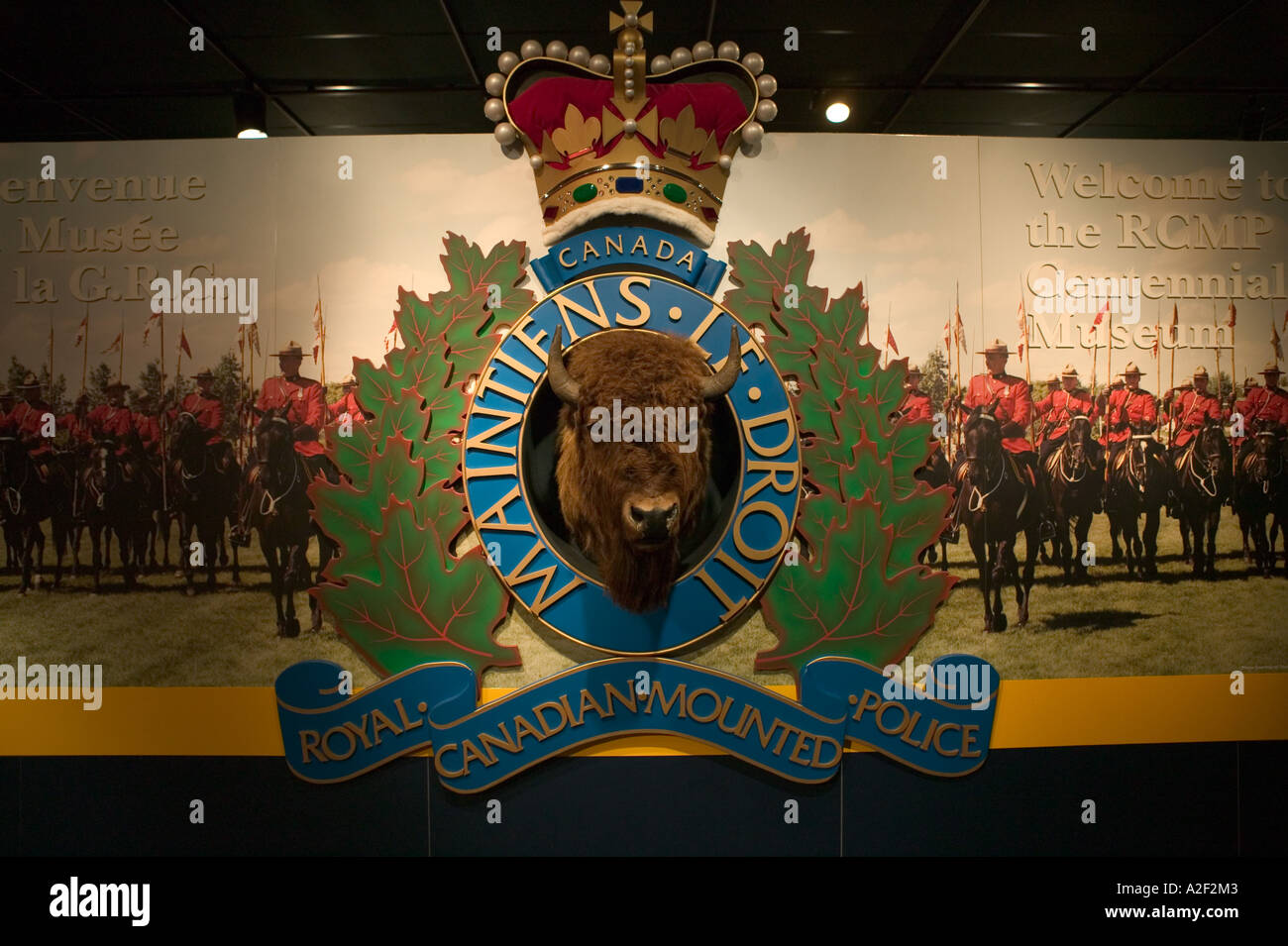 Rcmp symbol hi-res stock photography and images - Alamy