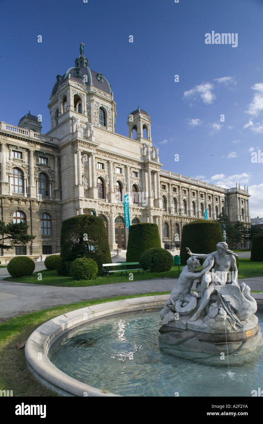 AUSTRIA, Vienna: Kunsthistorisches Museum / Museum of Fine Arts Stock ...