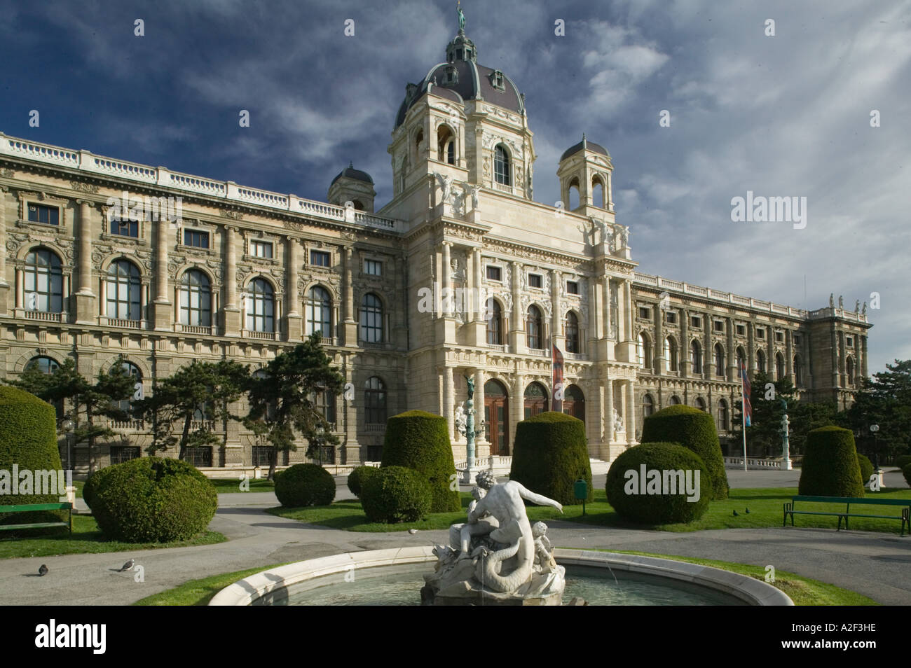 AUSTRIA, Vienna: Naturhistorisches Museum / Natural History Museum ...