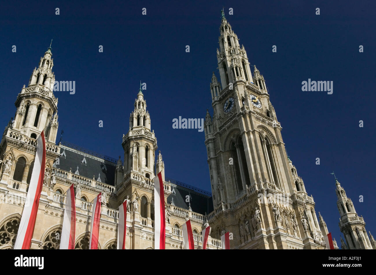 AUSTRIA, Vienna: Neues Rathaus / New Vienna Town Hall ...