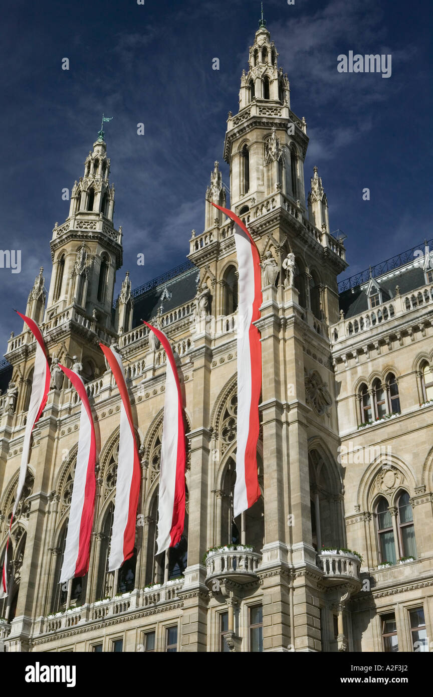 AUSTRIA, Vienna: Neues Rathaus / New Vienna Town Hall ...