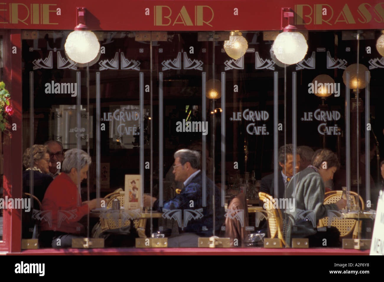 Dijon cafe hi-res stock photography and images - Alamy
