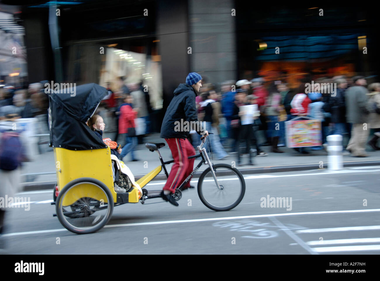 Rickshaw in Manhattan, NY City, USA Stock Photo - Alamy