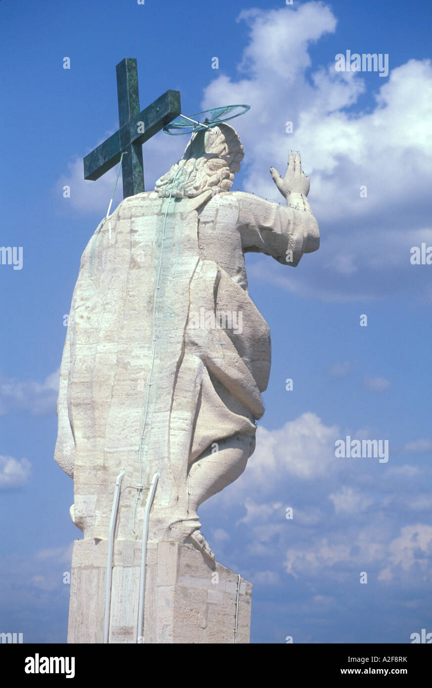 Statues of Jesus Christ on top of St. Peter's Basilica, The Vatican ...