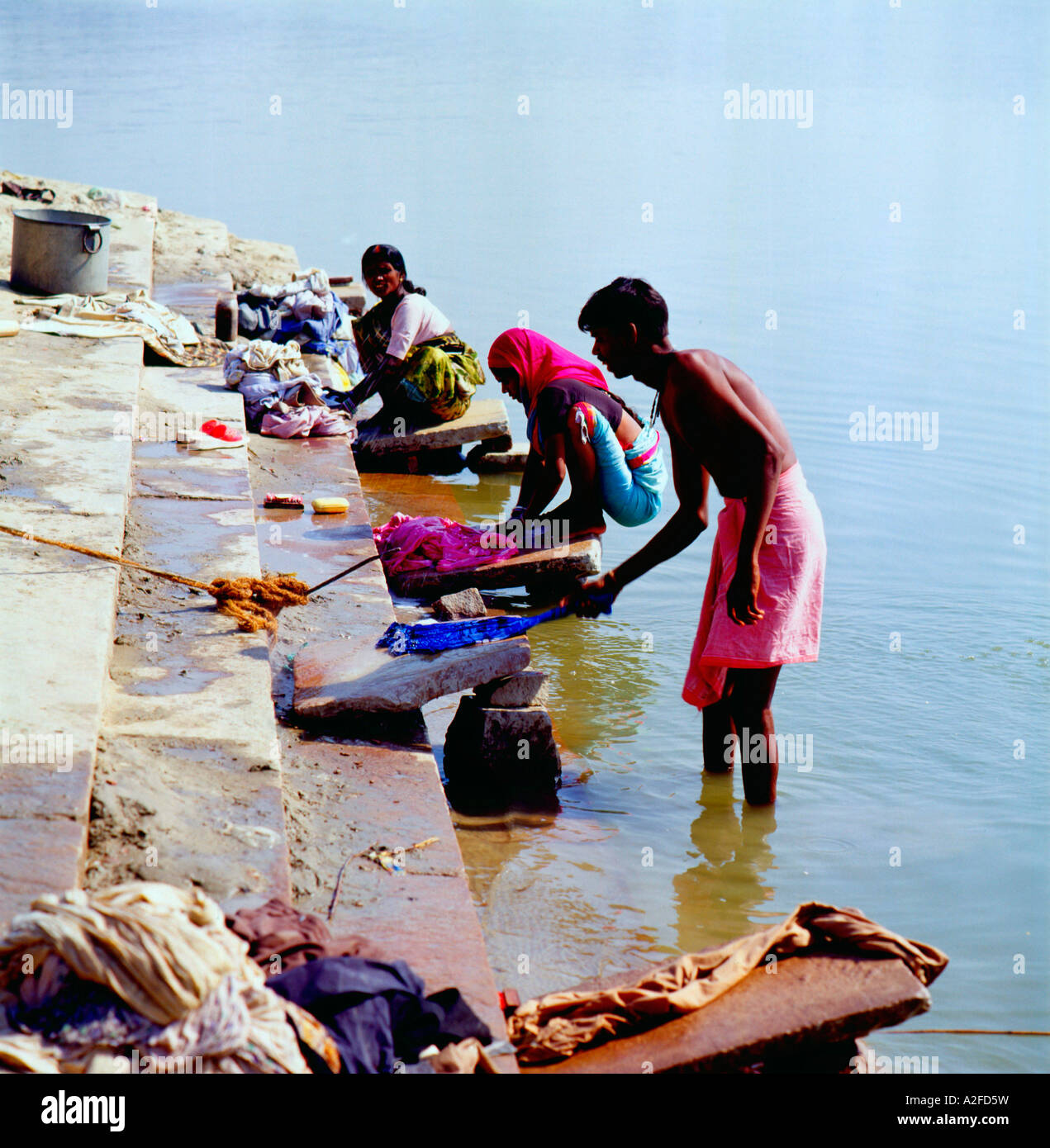 Doing laundry historical hi-res stock photography and images - Alamy