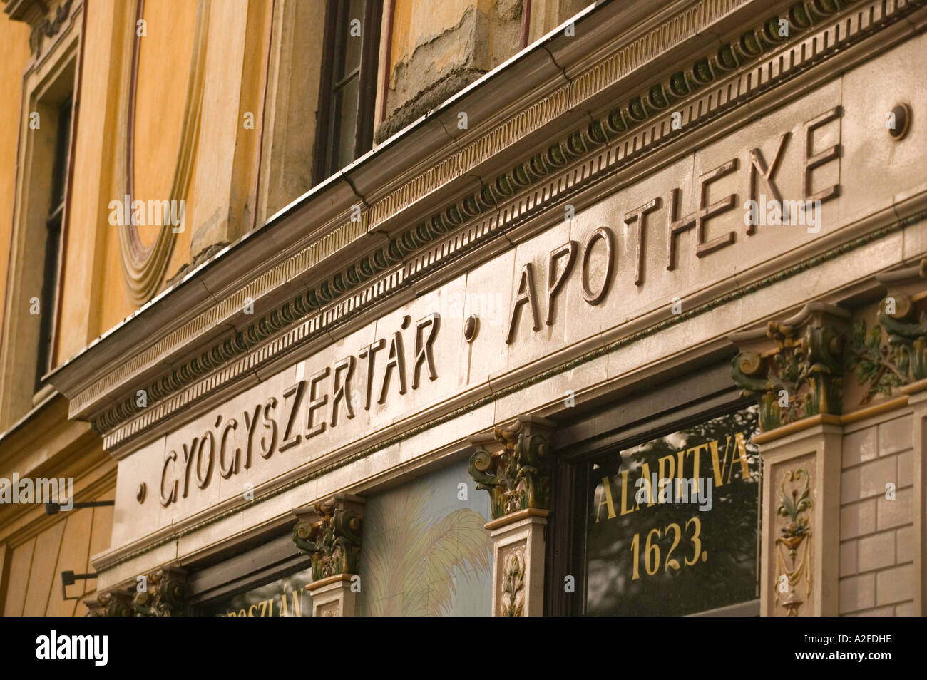 Medieval pharmacy hi-res stock photography and images - Alamy