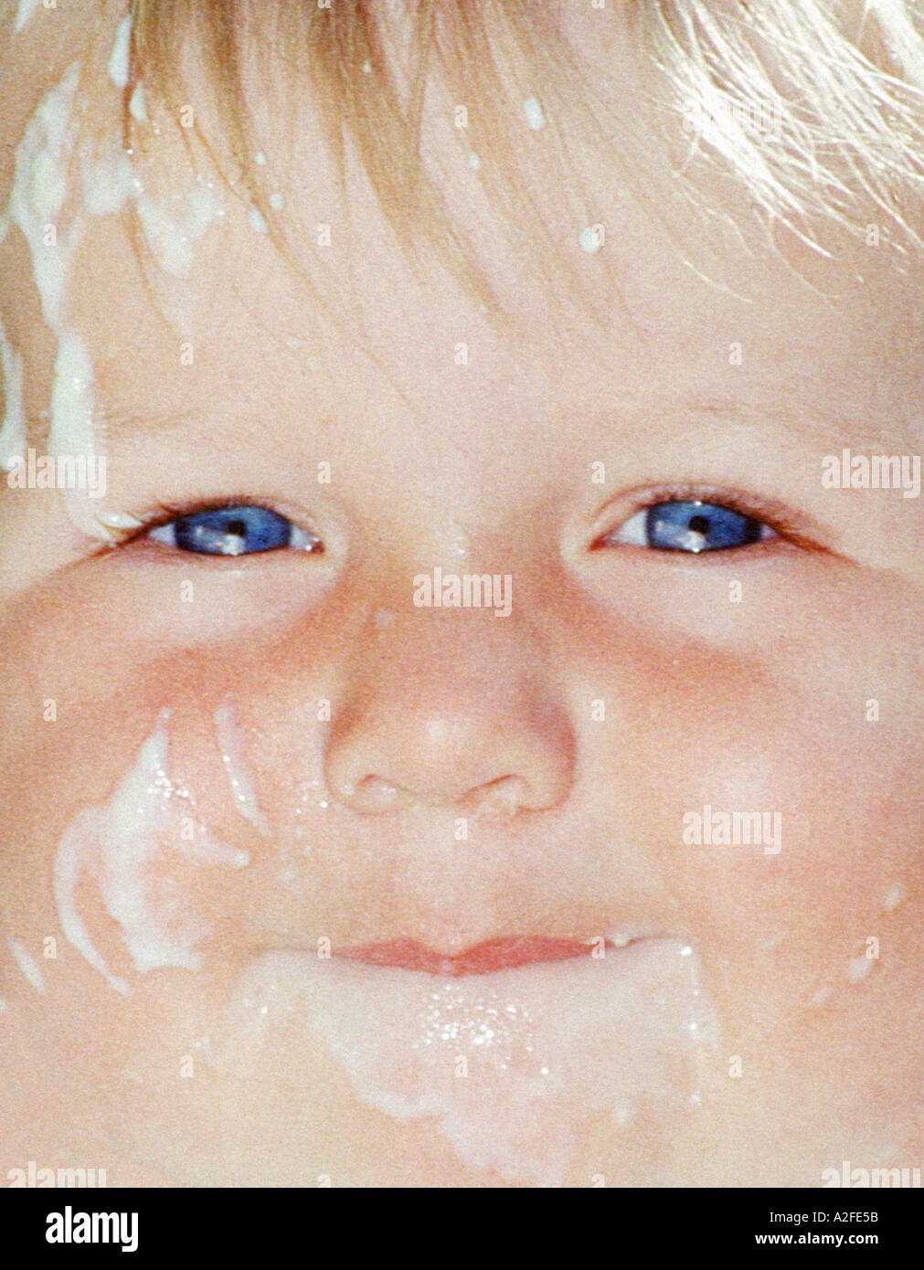 Messy face hi-res stock photography and images - Alamy