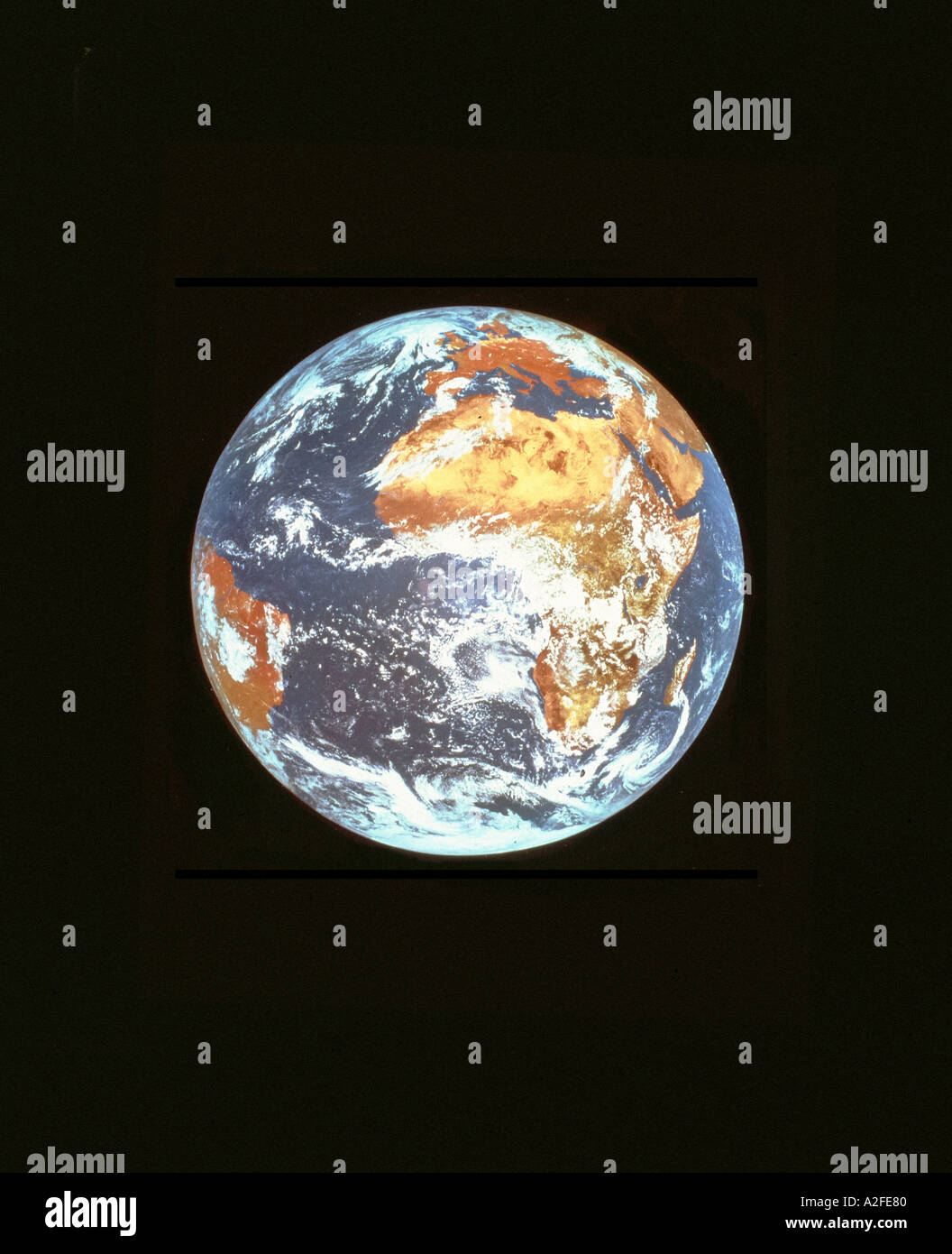 Maps of earth hi-res stock photography and images - Alamy