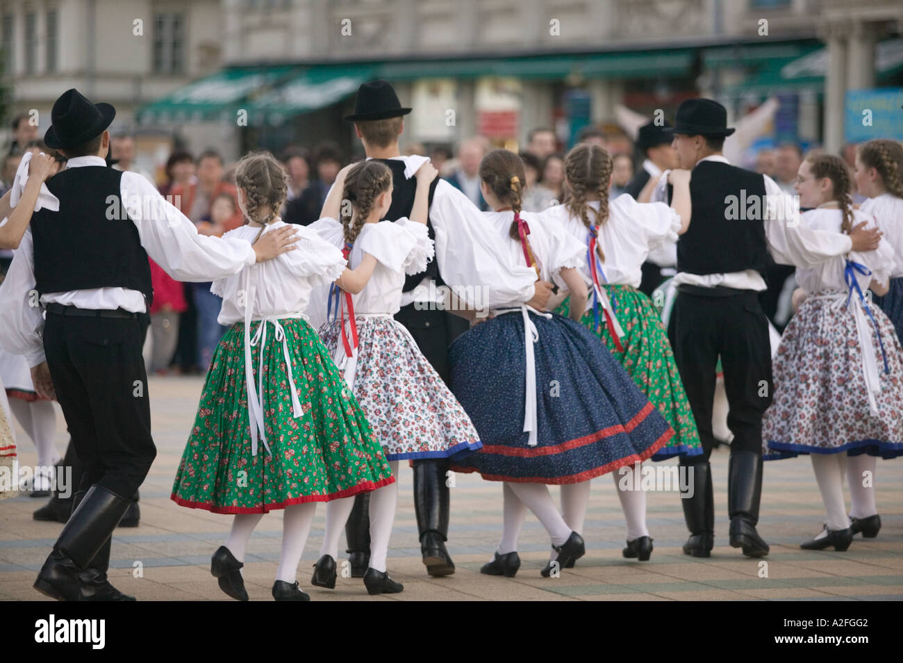 HUNGARY, Eastern Plain, DEBRECEN: Kalvin ter Square, Hungarian Folk ...