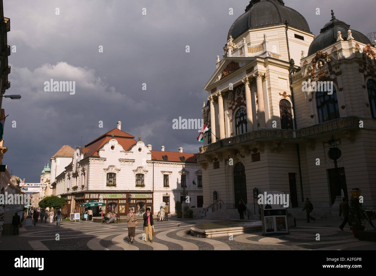 Király utca hi-res stock photography and images - Alamy