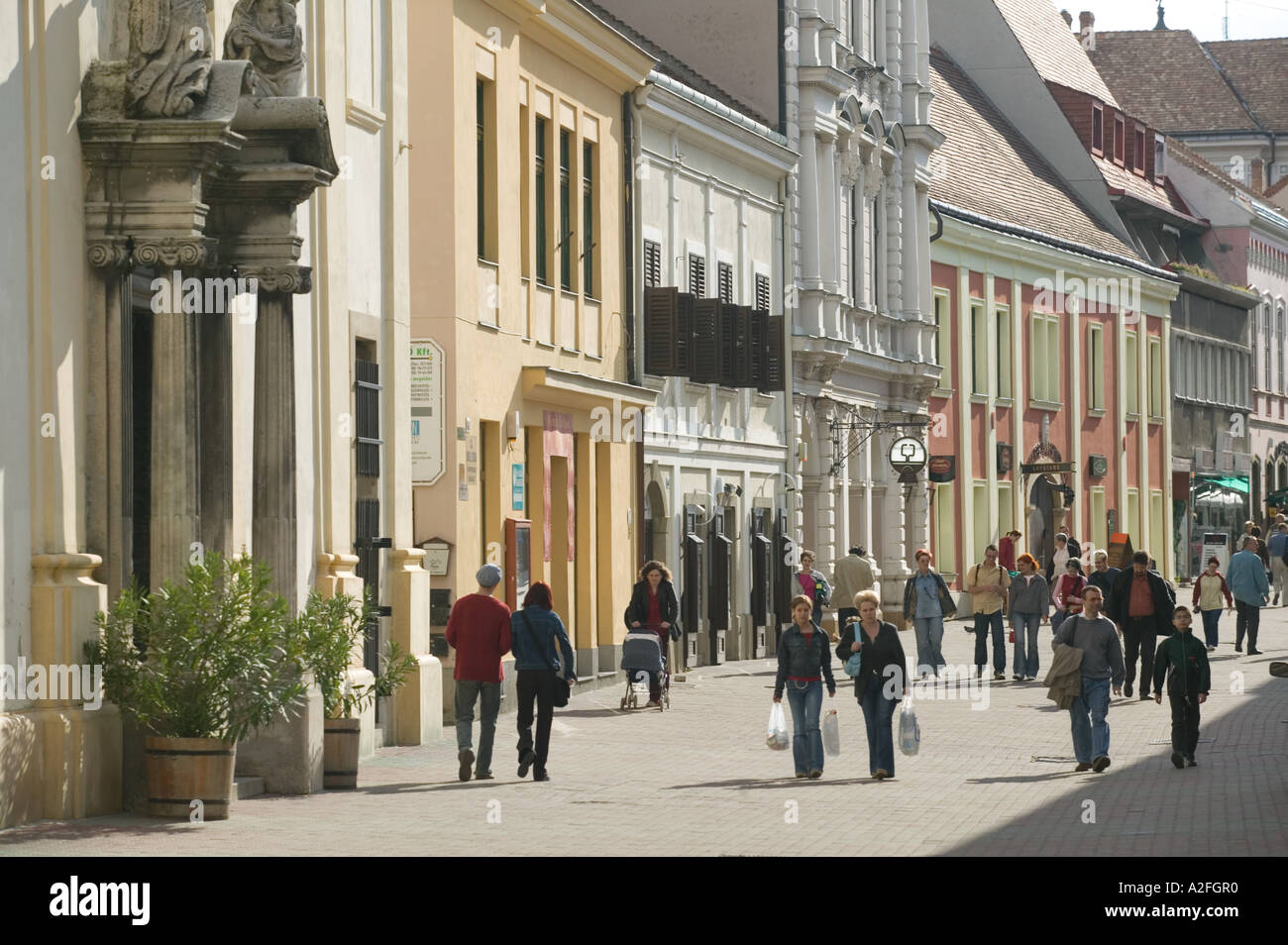 Király street hi-res stock photography and images - Alamy