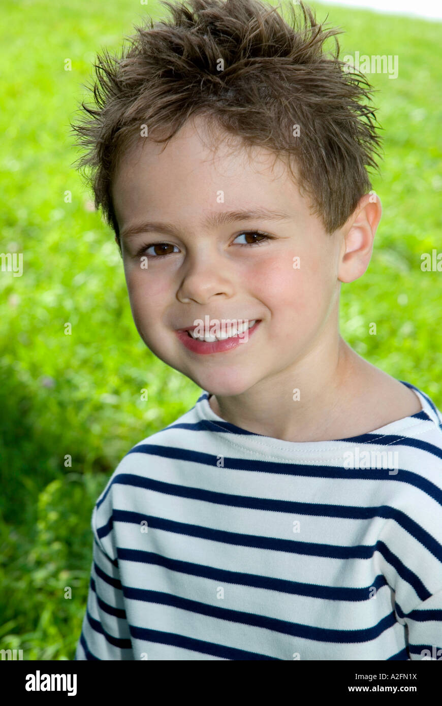 Boy (4-7) smiling, portrait, close-up Stock Photo - Alamy