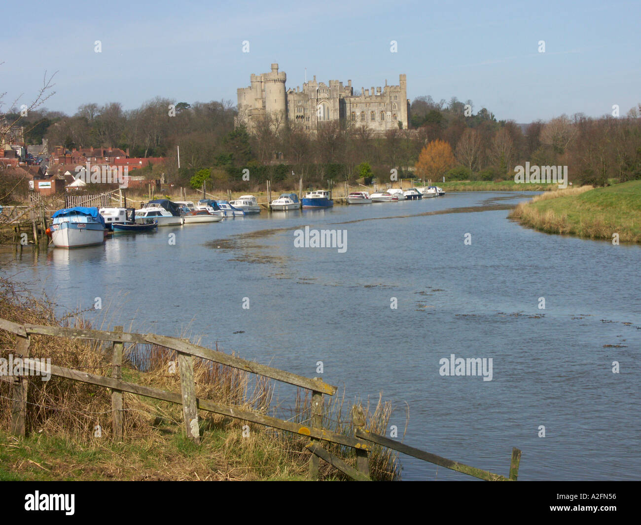 River Arun Castle Arundel West Sussex England Stock Photo - Alamy