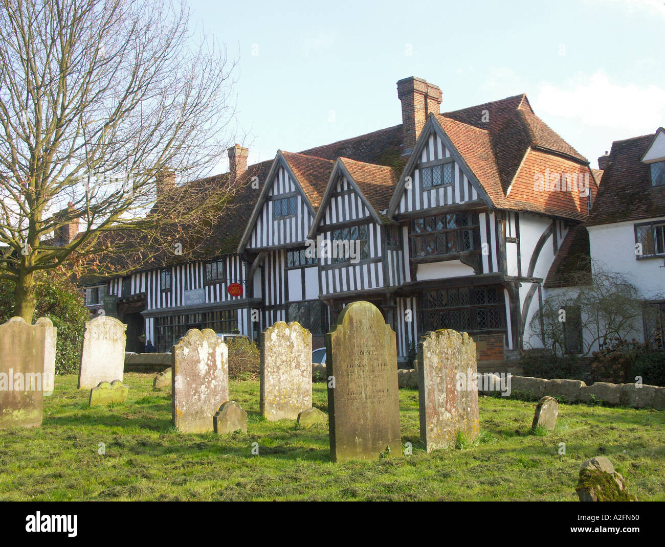 Tudor village kent hi-res stock photography and images - Alamy