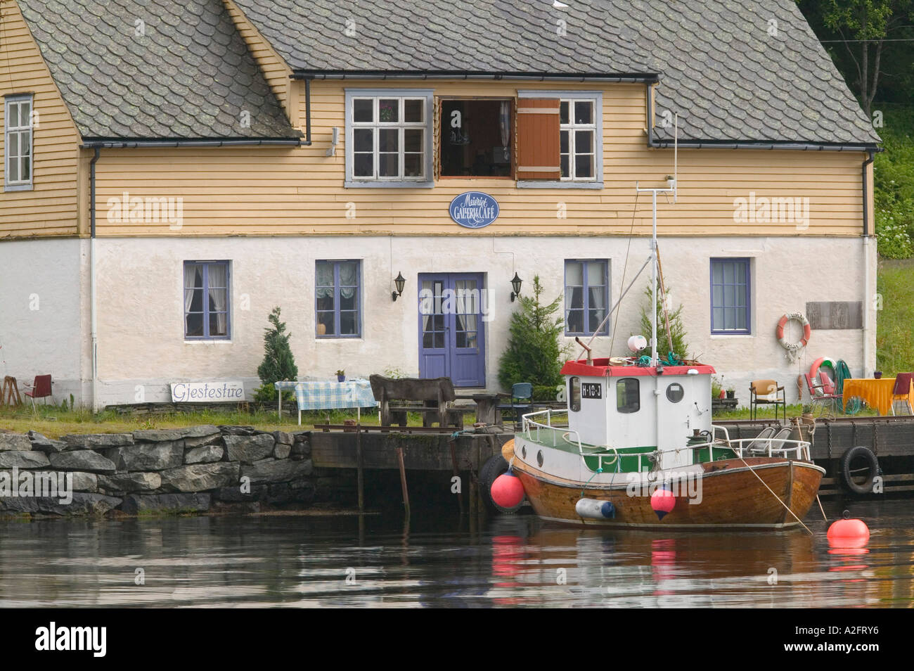 Harbor hardanger fjord hi-res stock photography and images - Alamy