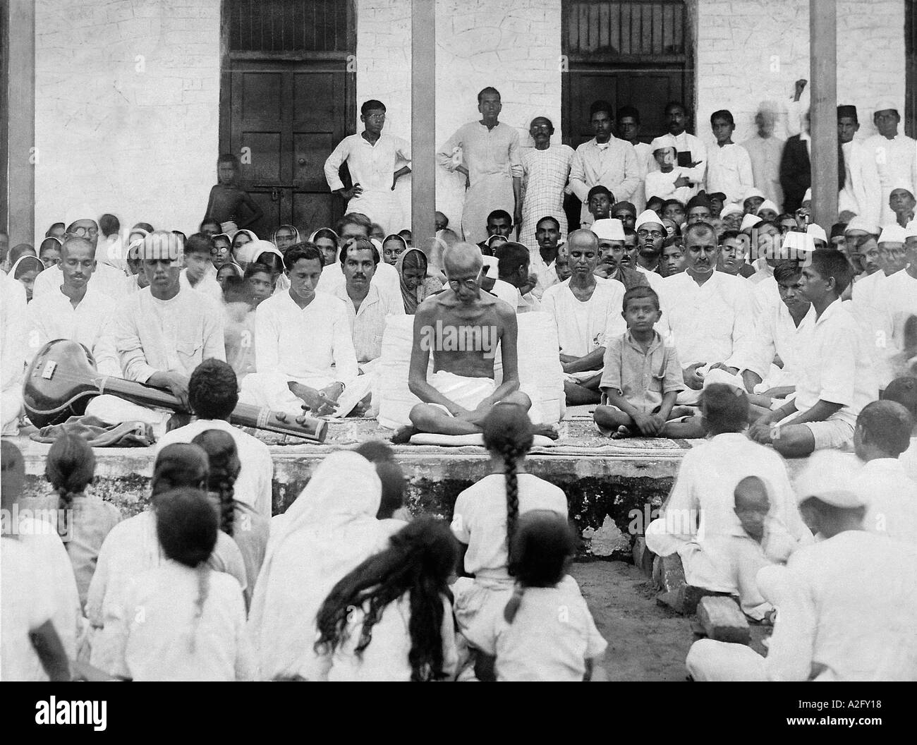 Gandhiji meeting hi-res stock photography and images - Alamy