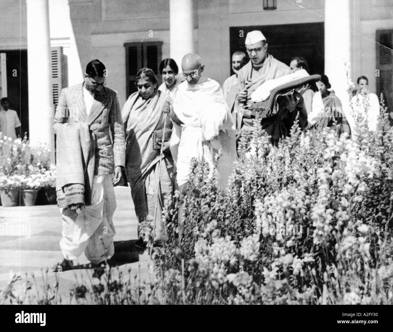 Gandhiji Meeting High Resolution Stock Photography and Images - Alamy