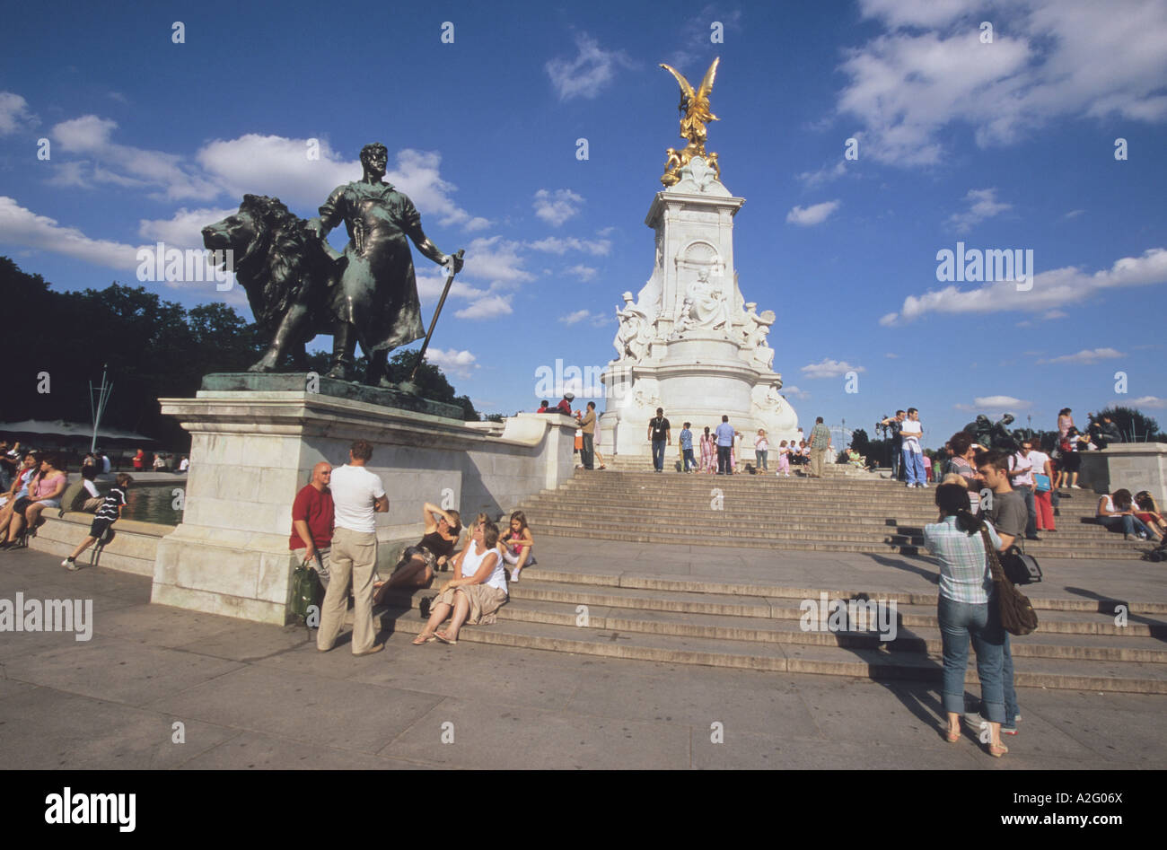 Victoria Memorial, Buckingham Palace Stock Photo - Alamy