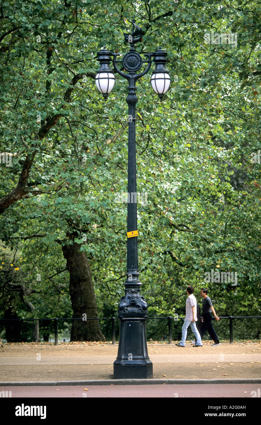 Gas lamps the mall hi-res stock photography and images - Alamy