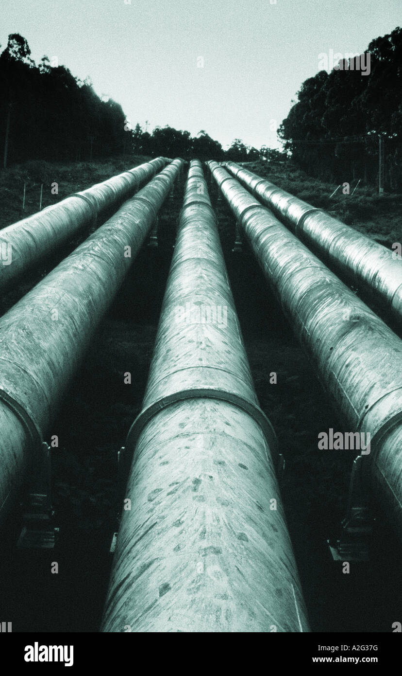 Feeder pipes hi-res stock photography and images - Alamy