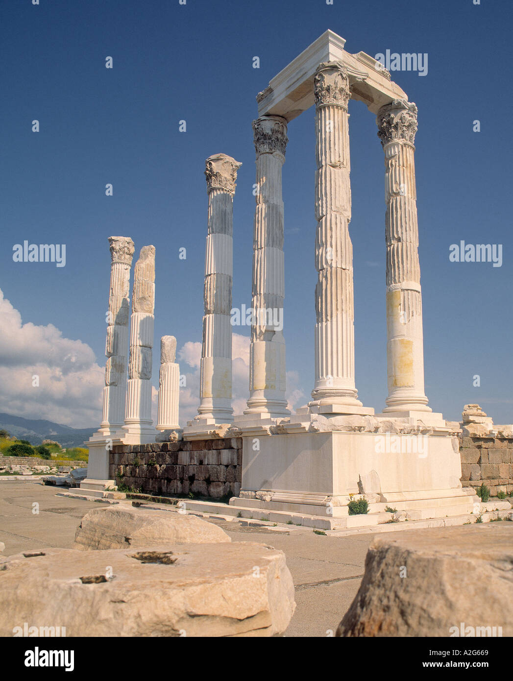 Pergamum Bergama Turkey Ruins on the Acropolis Stock Photo - Alamy