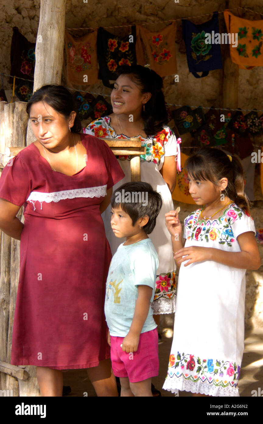 Mexico, Campamento Hidalgo, Mayan family selling their handicrafts in ...