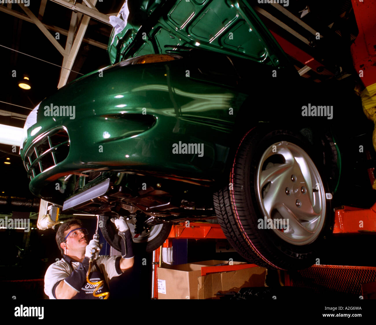 Automobile assembly line mexico hi-res stock photography and images - Alamy