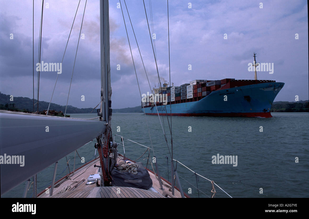 Container ship in Lake Gatun inside the Panama Canal, passage from ...