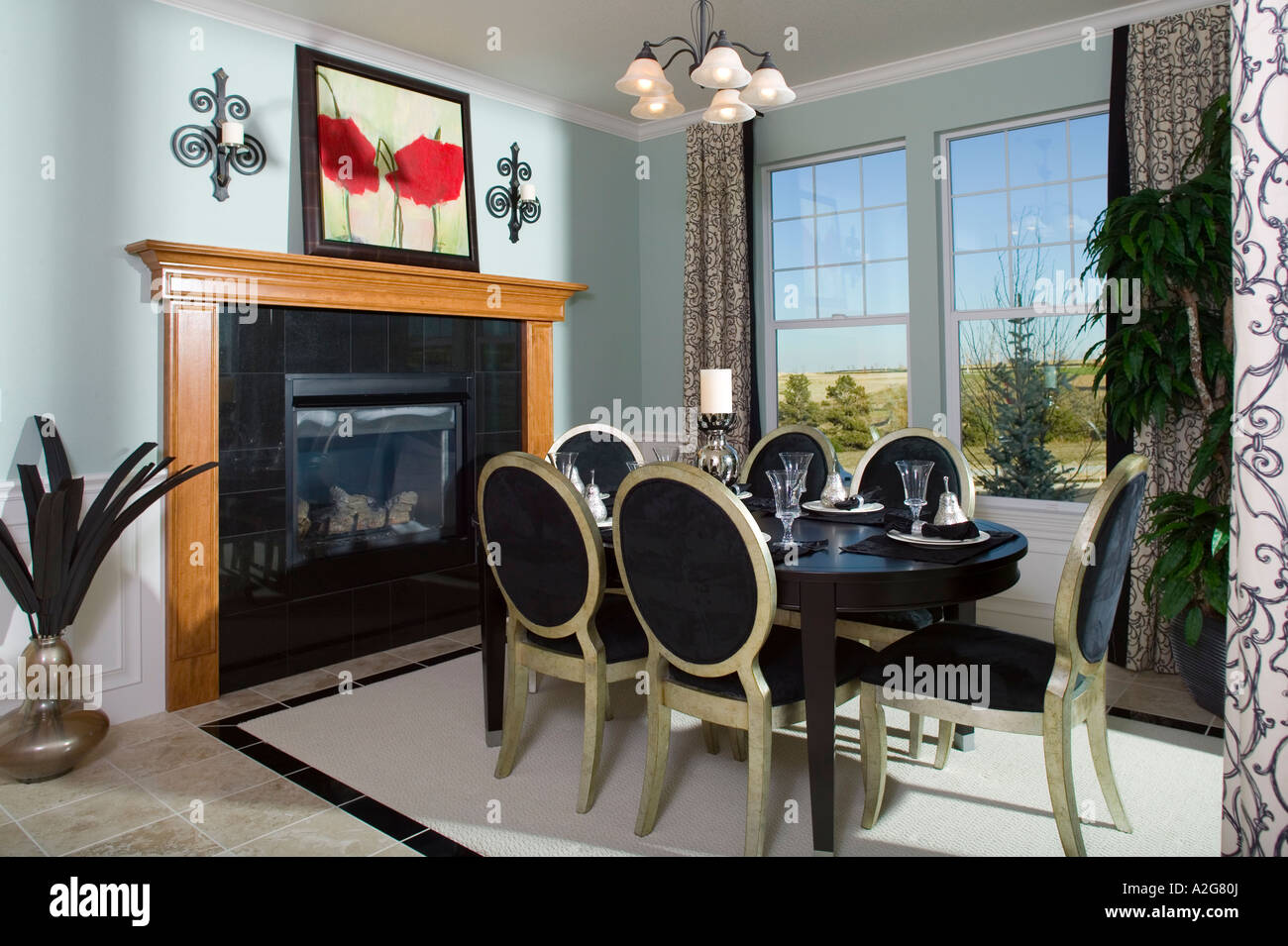 Middle class interior hi-res stock photography and images - Alamy