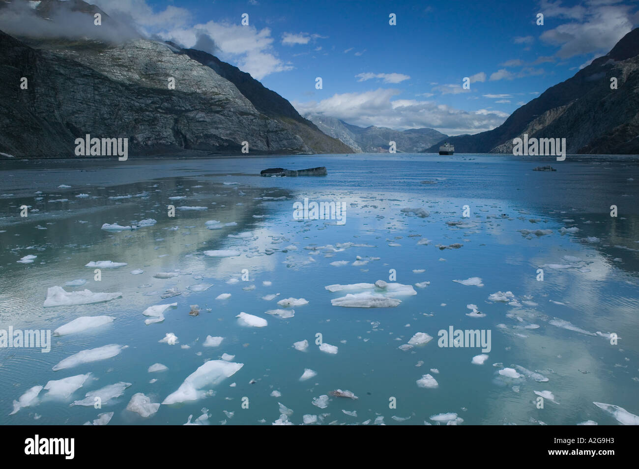USA, ALASKA, Southeast Alaska, GLACIER BAY NATIONAL PARK: Glacial Ice ...