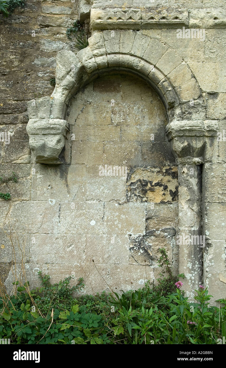 Crumbling Stone Arch Stock Photo - Alamy