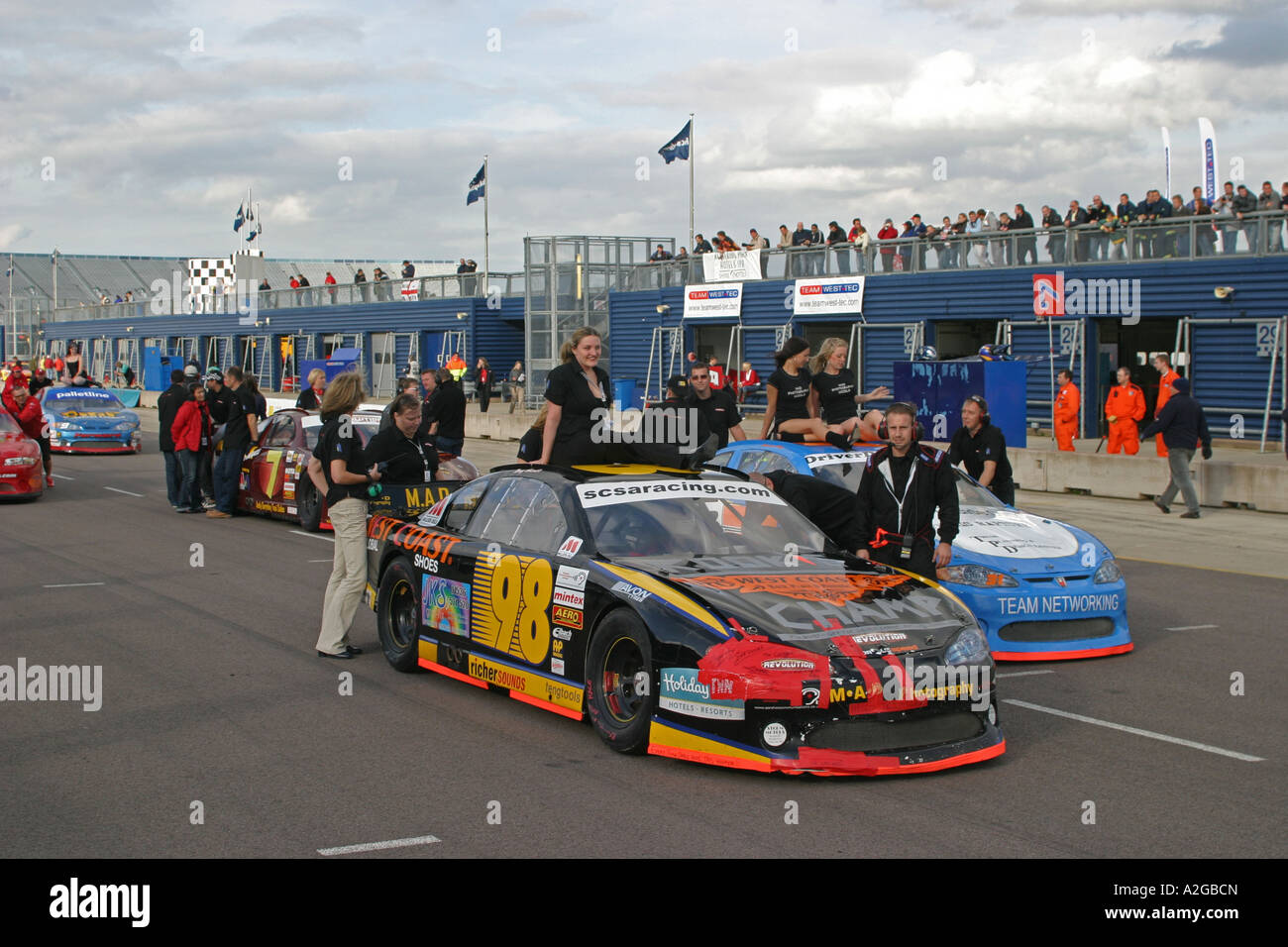 Pit lane rockingham raceway in hi-res stock photography and images - Alamy