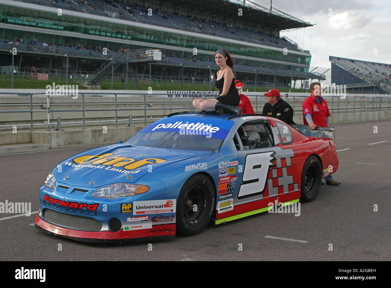 V8 Nascar type car in pit lane Stock Photo - Alamy
