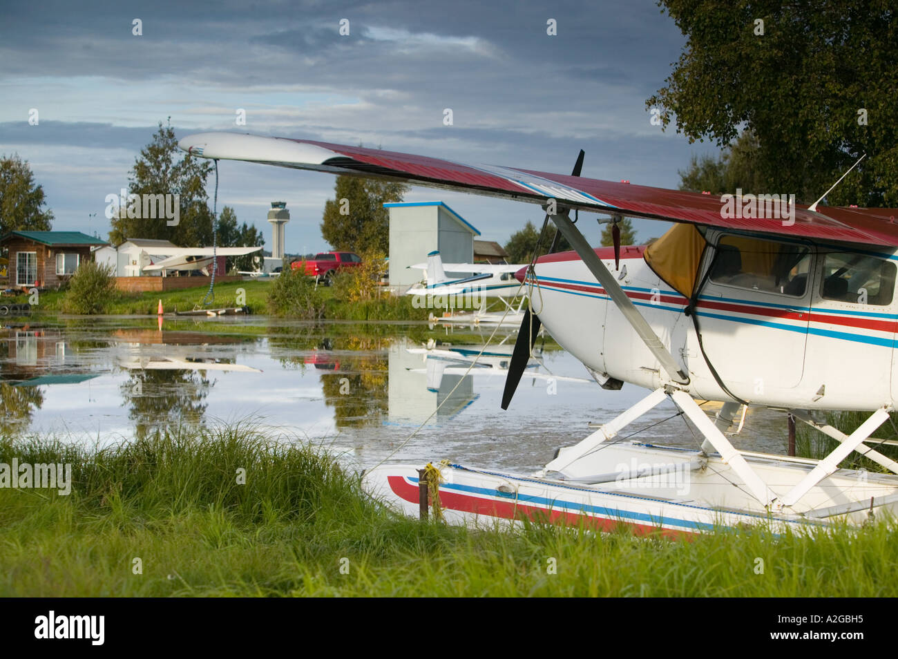 USA, ALASKA, ANCHORAGE: Lake Hood Air Harbor World's Busiest Float ...