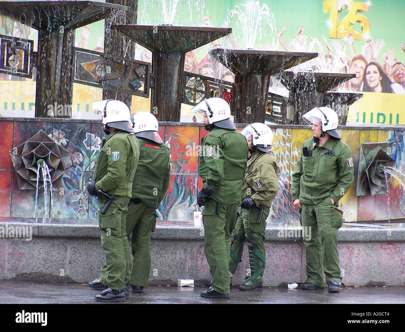 2005 germany youth people hi-res stock photography and images - Alamy